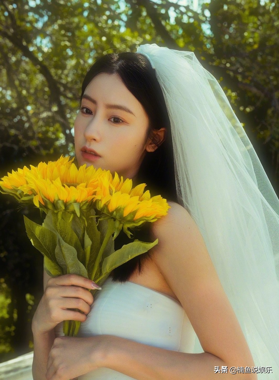 Mao Xiaohui's wedding dress is beautiful, and Xie Hang is played in the ...