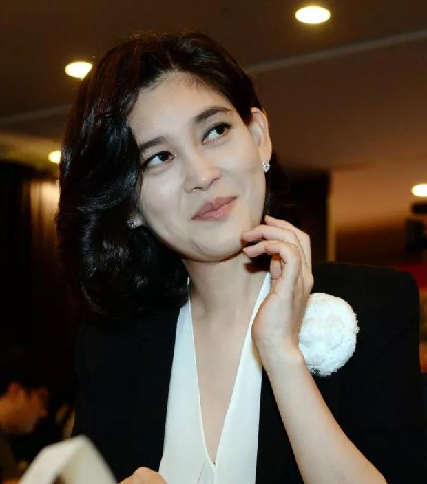 Kimchi Smecta (4) Samsung Empire Princess Li Fuzhen Fashion Philosophy ...