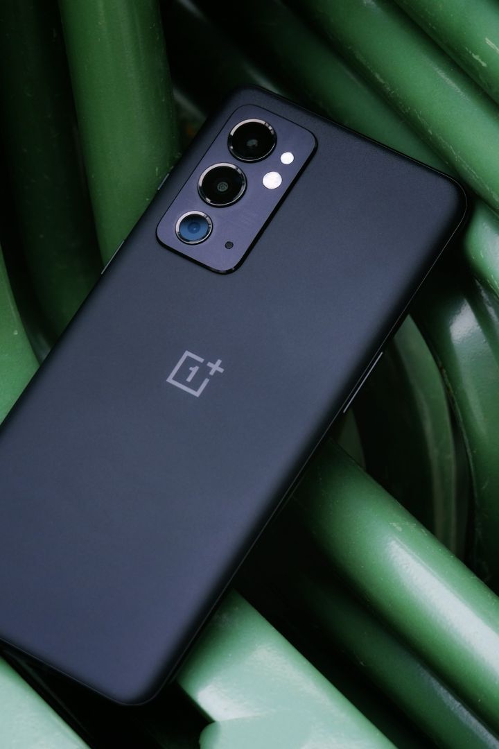 OnePlus 9rt, a not-so-defunct mobile phone, let's take a look at its ...