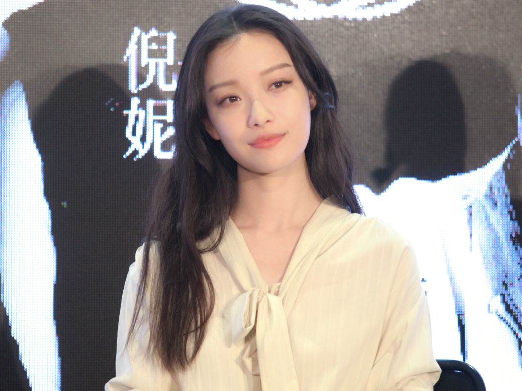 Ni Ni lost 16 catties in two weeks, from 120 catties to 104 catties ...