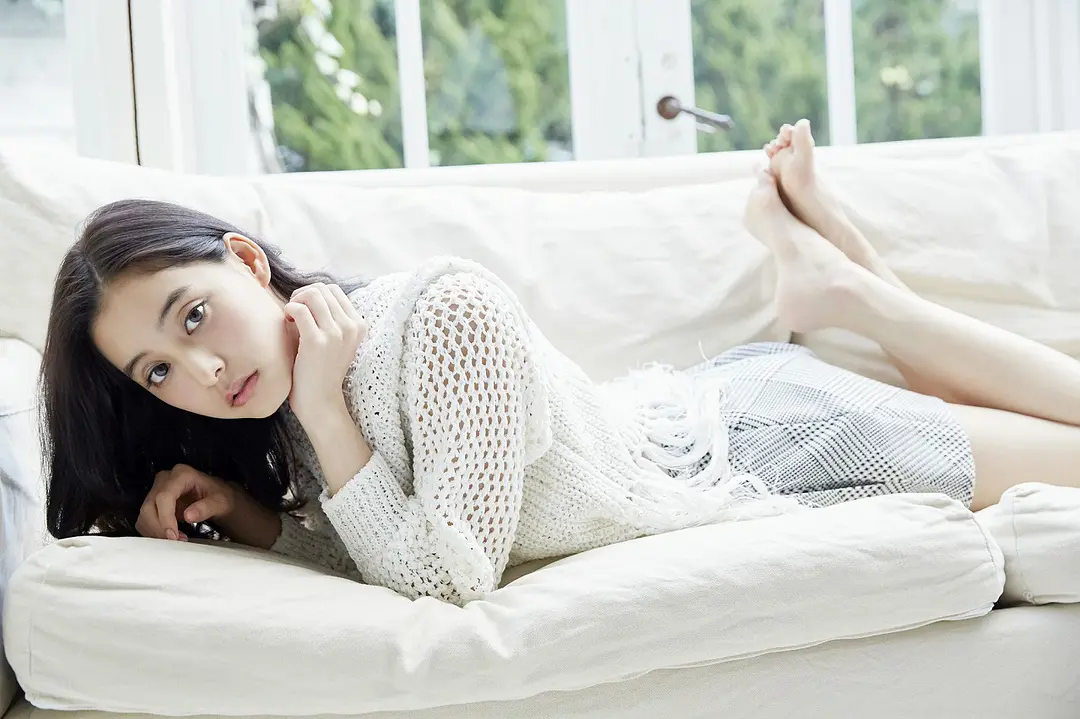 Shinki Yuko, does this Japanese model look like Reba or Naza? - iNEWS