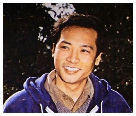 Chi Zhongrui and Chen Lihua have been married for 30 years. They say ...