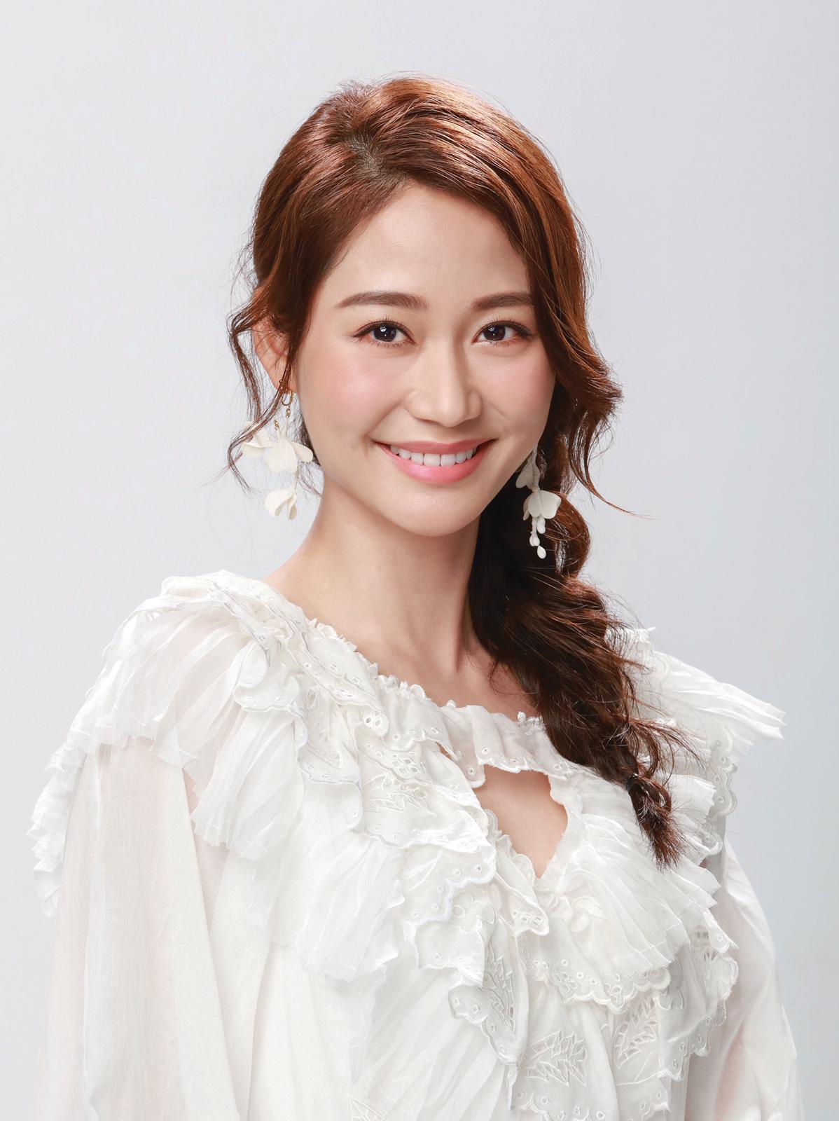 "Miss Hong Kong 2021" beauties set makeup image and swimsuit styling ...