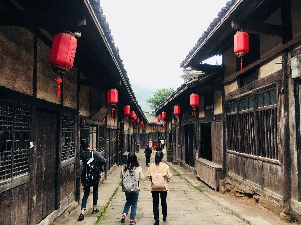 Chishui Riverside-Taiping Ancient Town - iNEWS