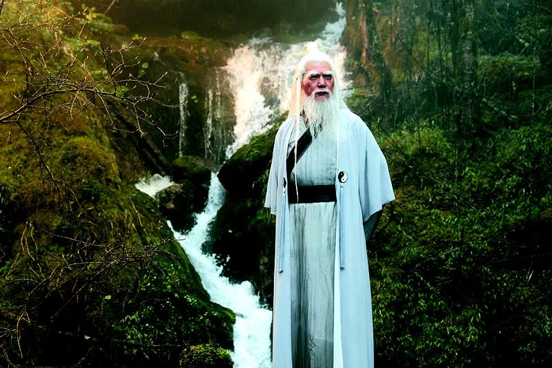 When Weng Hong, born in 68, and Fu Ying, born in 84, became love rivals ...