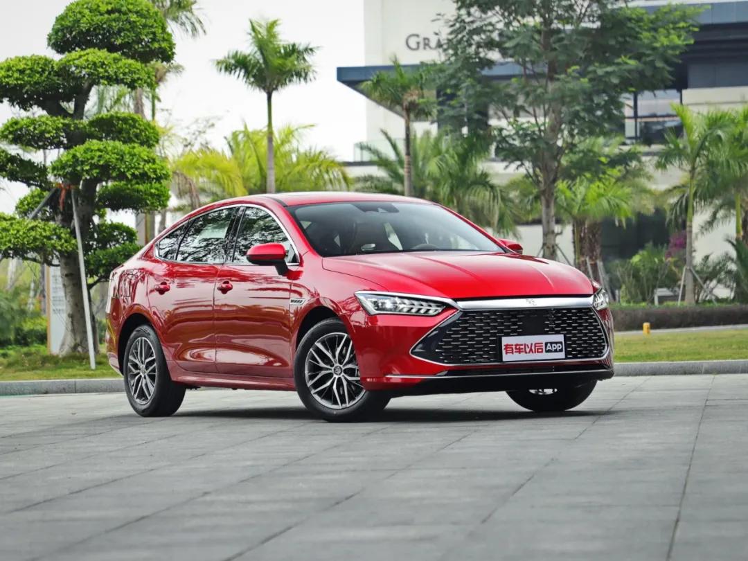 BYD Qin PLUS real shot: high-end interior, 1,000 kilometers running ...