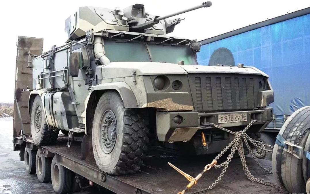 Russian equipment record - Typhoon VDV armored vehicle - iNEWS