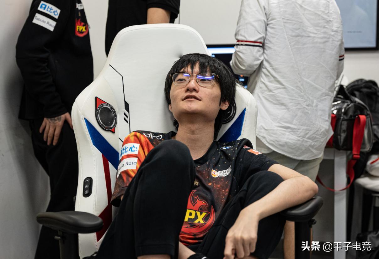 King Ning broke the news about an old teammate's interesting fact ...