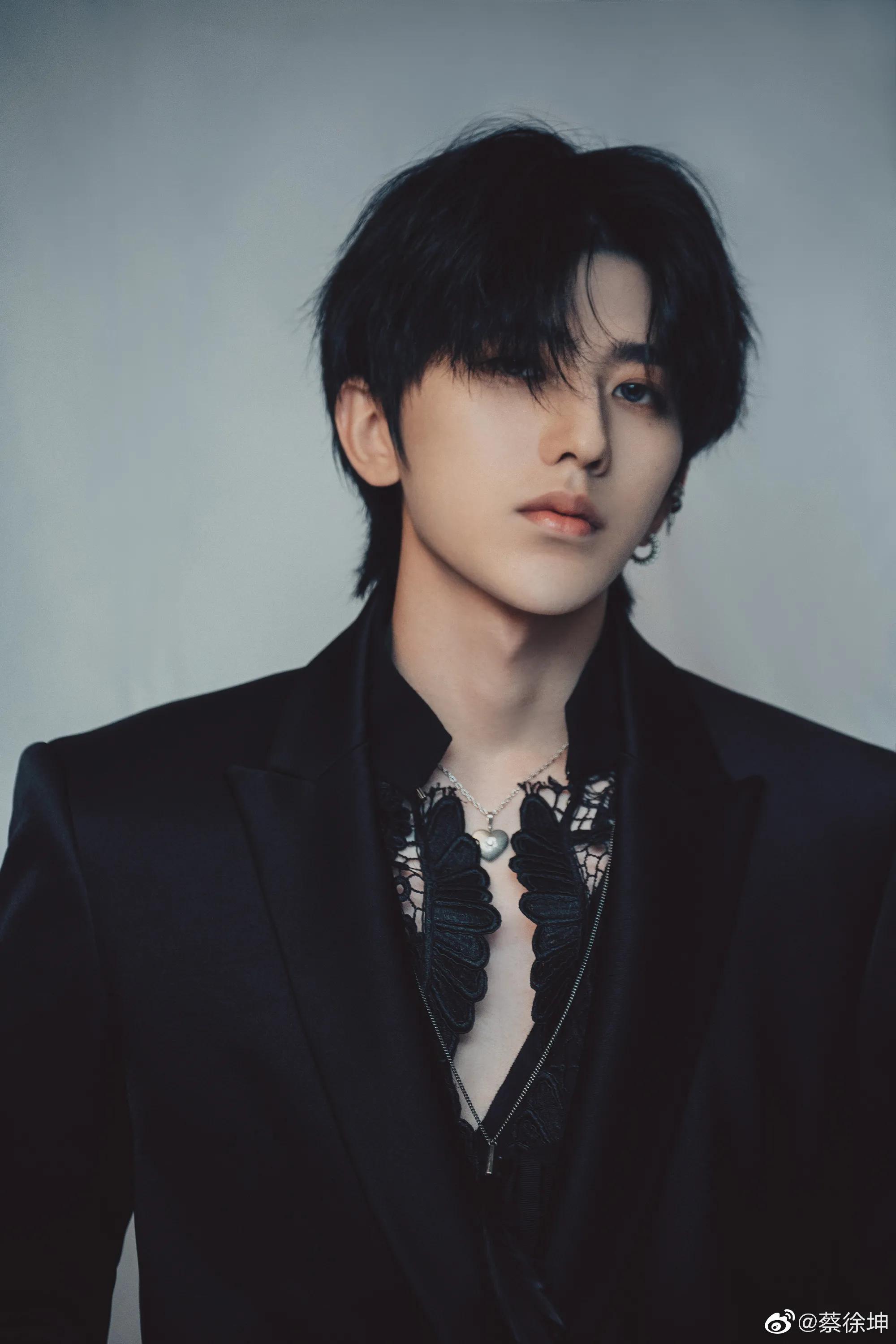 Cai Xukun is simply a fairy idol - iNEWS