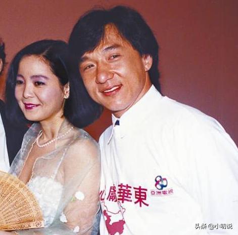 "Big Brother Huaxin" Jackie Chan suddenly realized that his wife Lin ...