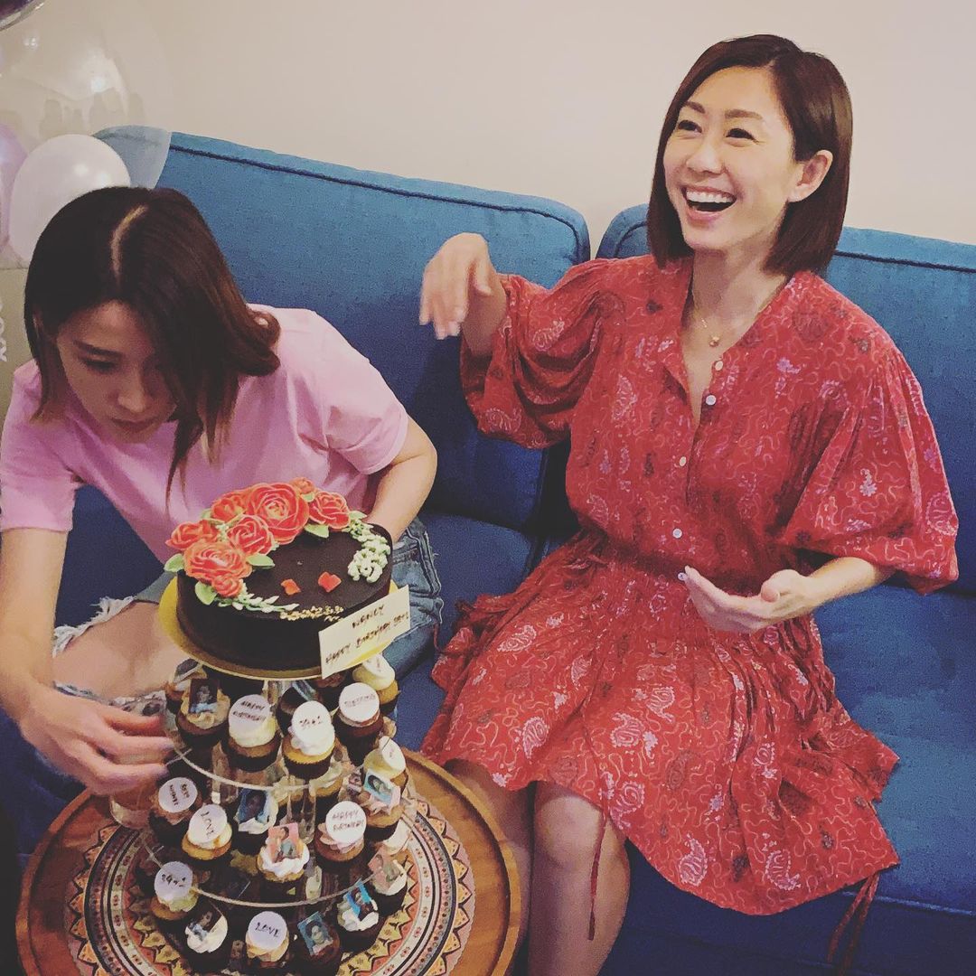 Hu Dingxin is 40 years old with brothers and sisters to accompany Hu ...