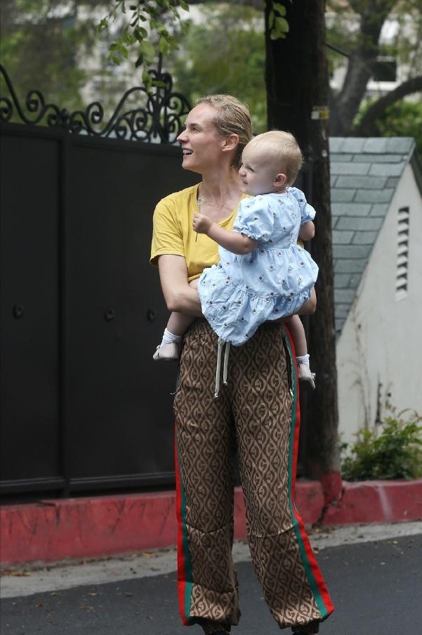 The 45-year-old German actress Diane Kruger has such a beautiful ...