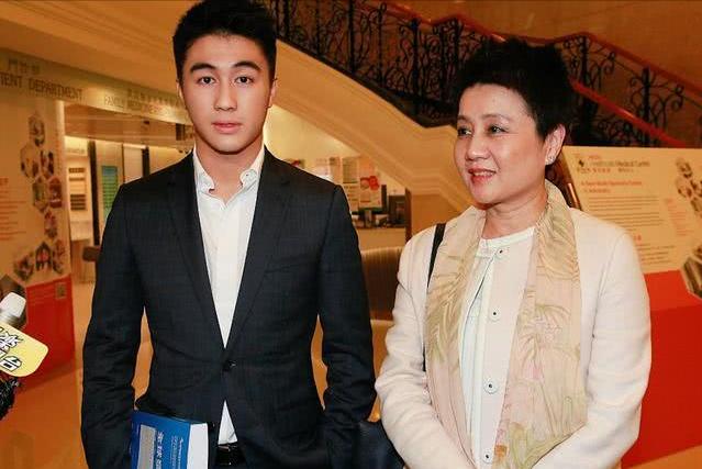 The fourth aunt of the king of gambling, Angela Liang, from a dancer to ...