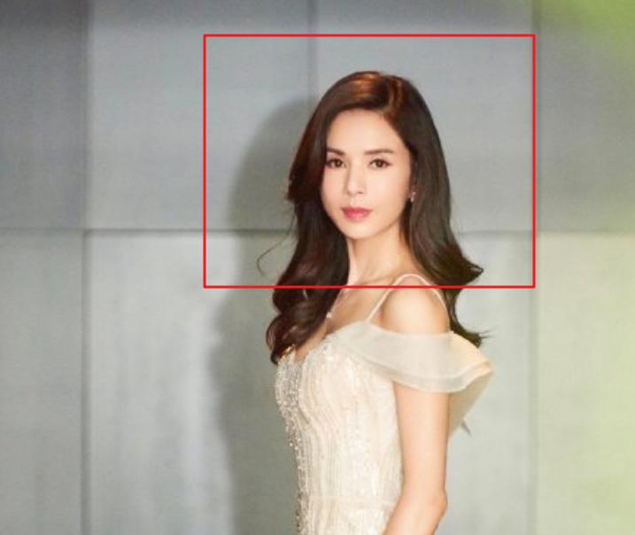 The old photos of Li Ruotong 30 years ago attracted heated discussion ...