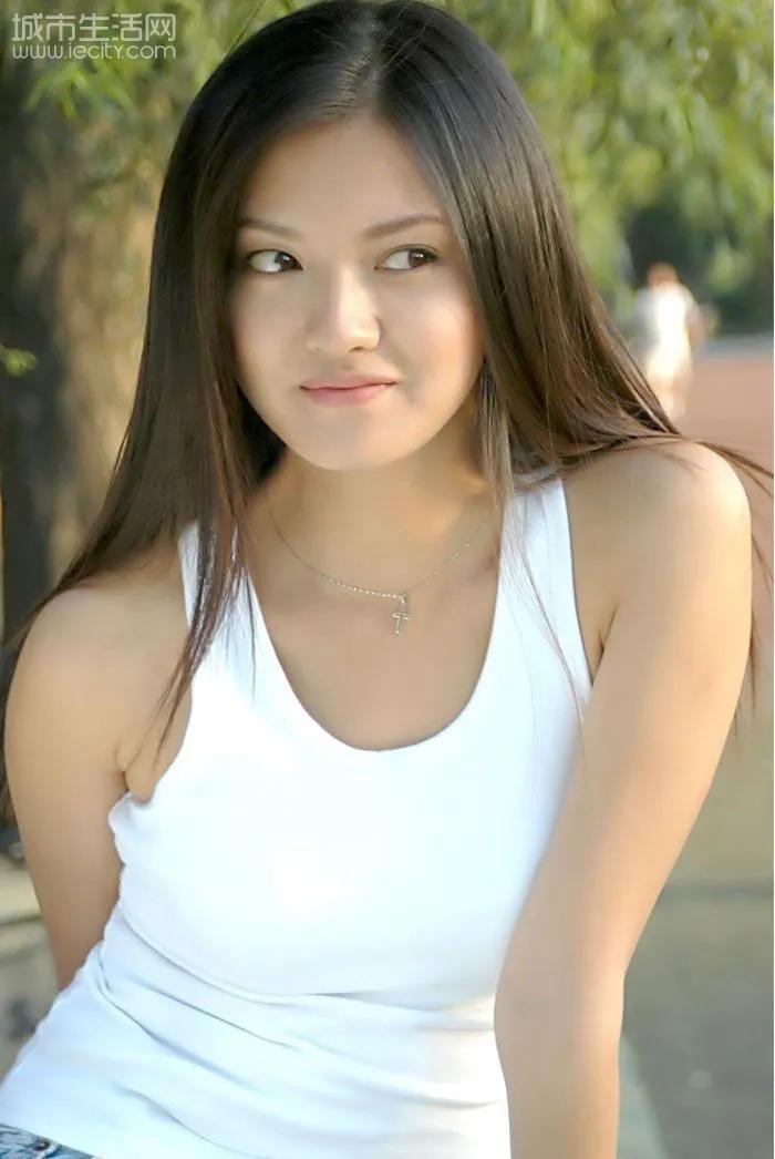 Actress Fu Jing, her style is still - iNEWS