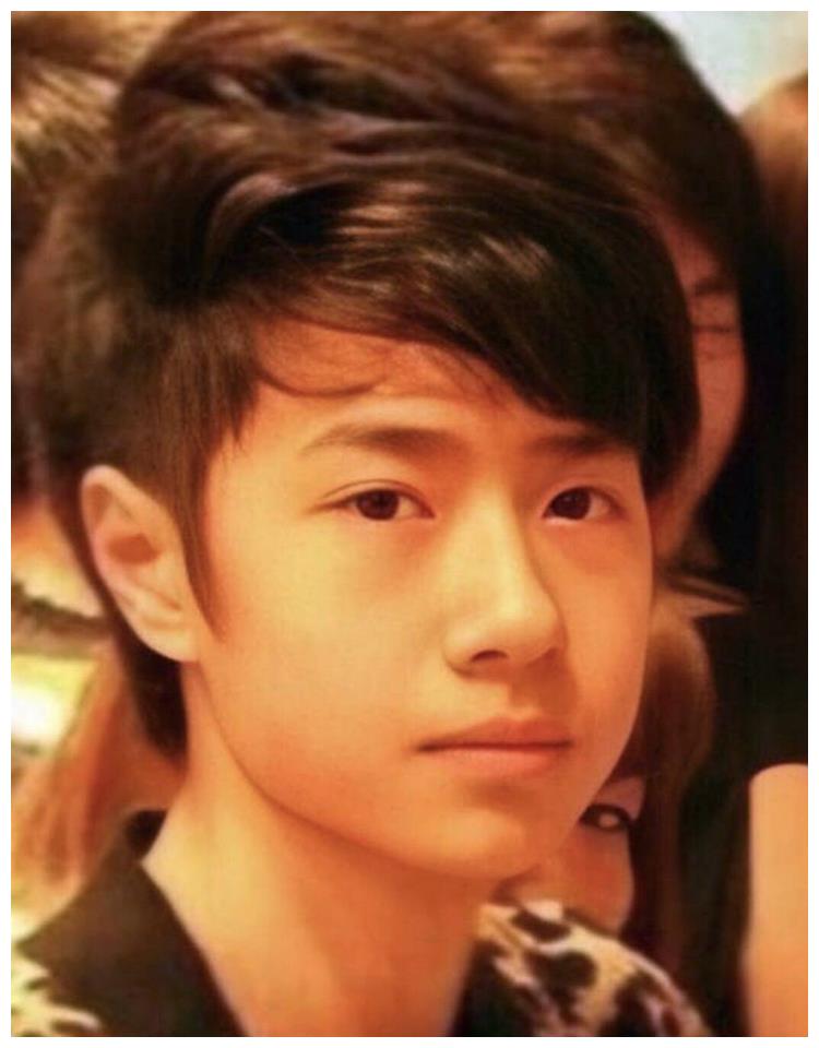 Li Yifeng, Xiao Zhan, Wang Bo, Ren Jialun, Luhan, Zhang Yixing's photos ...