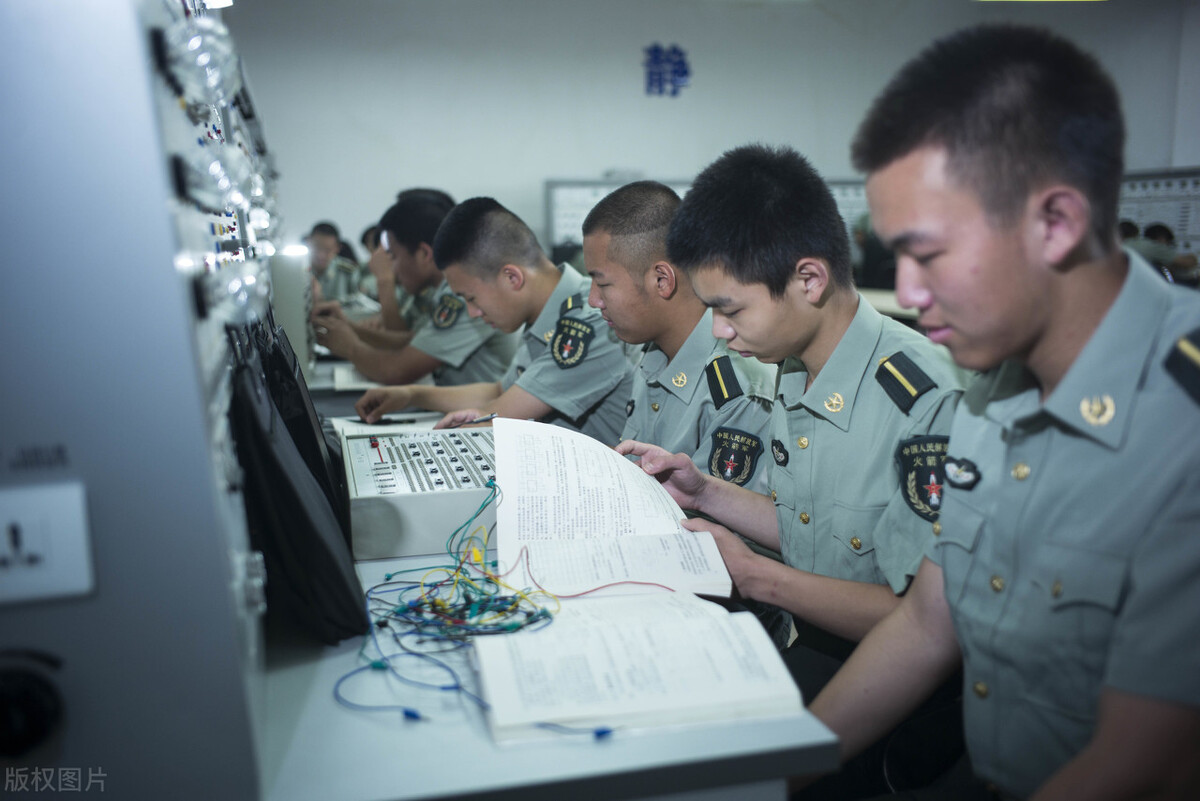 Enlisting in the army, your family will be proud of one of these five ...