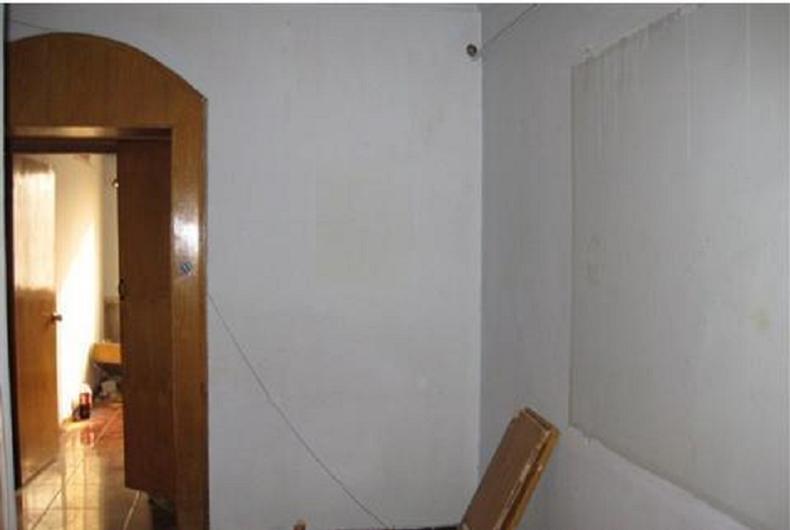 The 63-square-meter old house was refurbished and remodeled, and the ...