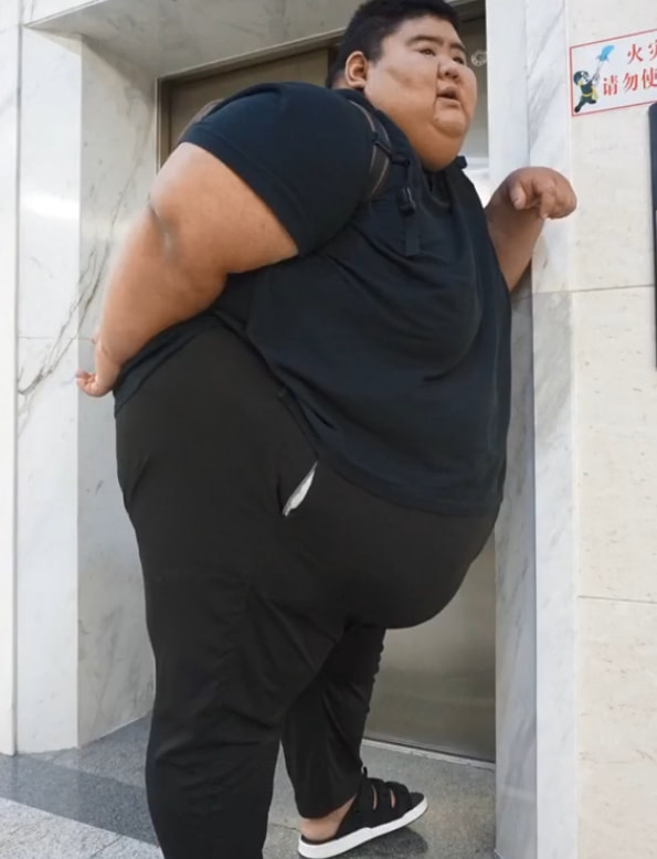 "China's fattest" Wang Haonan officially announced marriage, his wife ...