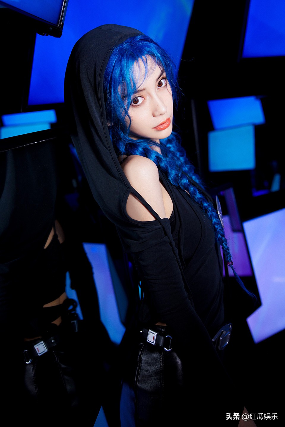 Welcome to the world of e-sports girls of Jinx angelababy - iNEWS