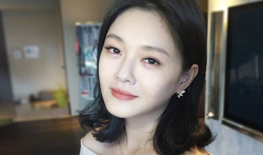 Xu Xiyuan was exposed for the first time after the divorce. Her face ...