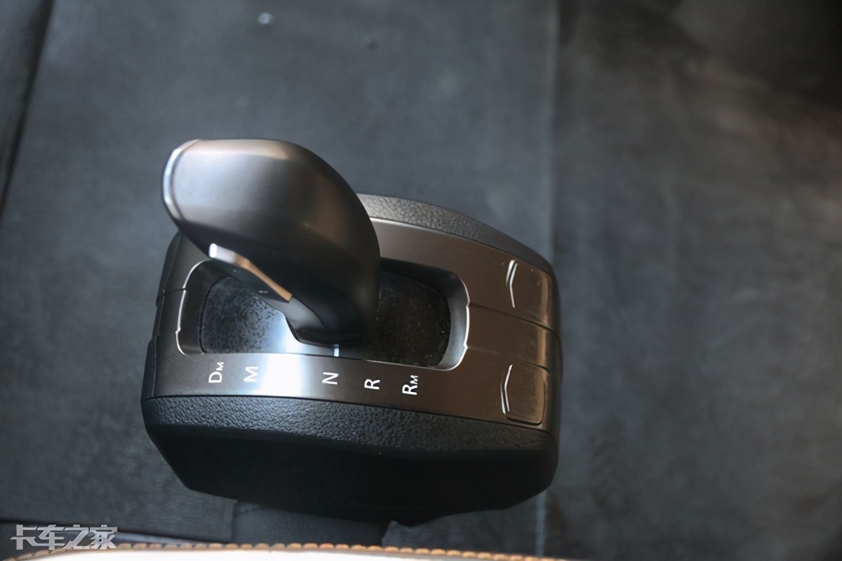 560 horsepower Dongkang equipped with ZF AMT, this national six ...