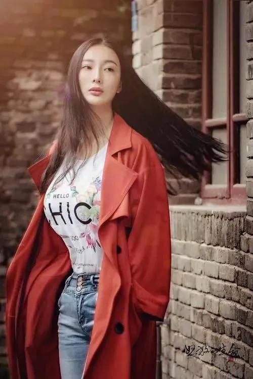 Wang Li Danni's beautiful pictures - iNEWS