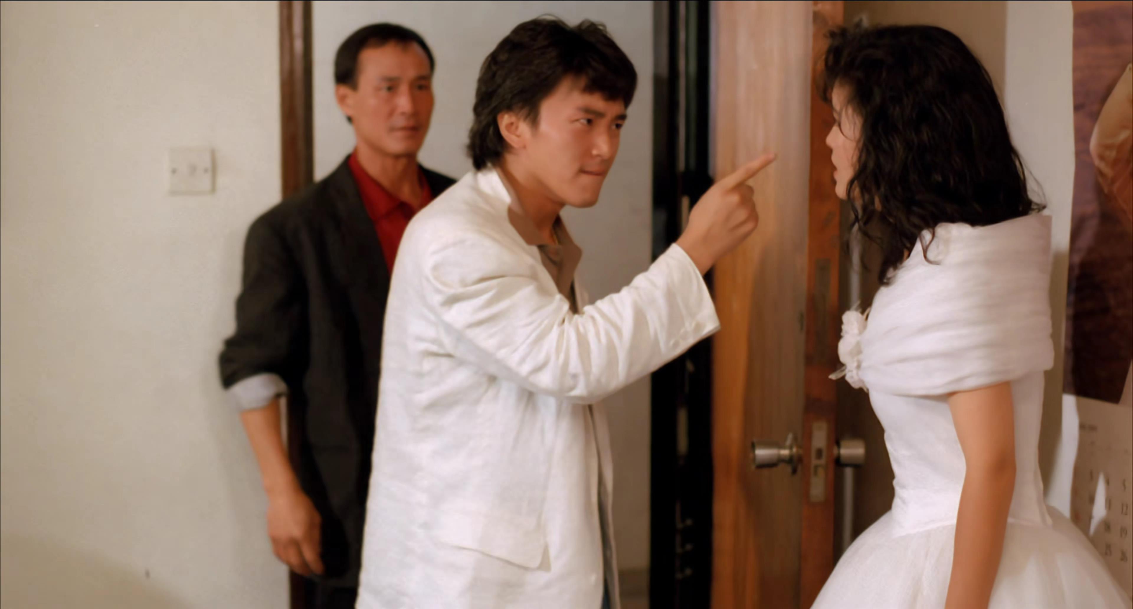 Stephen Chow's early films, hand in hand with Chen Huimin, the heroine Zhou Huimin has a fairy ...