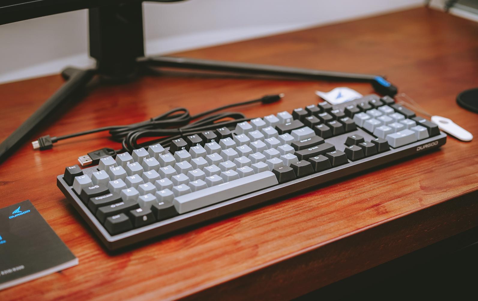 What is the experience of the favorite "Lightning Axis" of professional ...