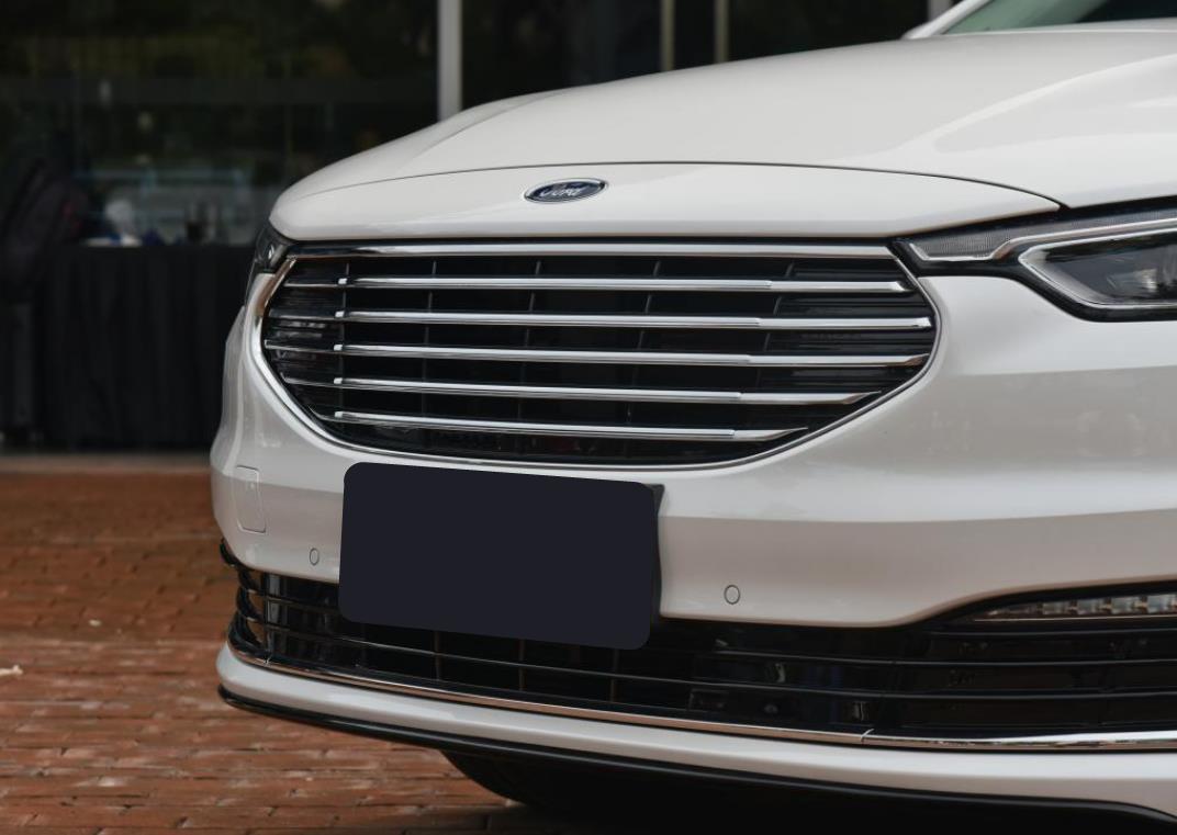 2.0T output 245 horsepower!Standard 8AT gearbox, real shot experience ...