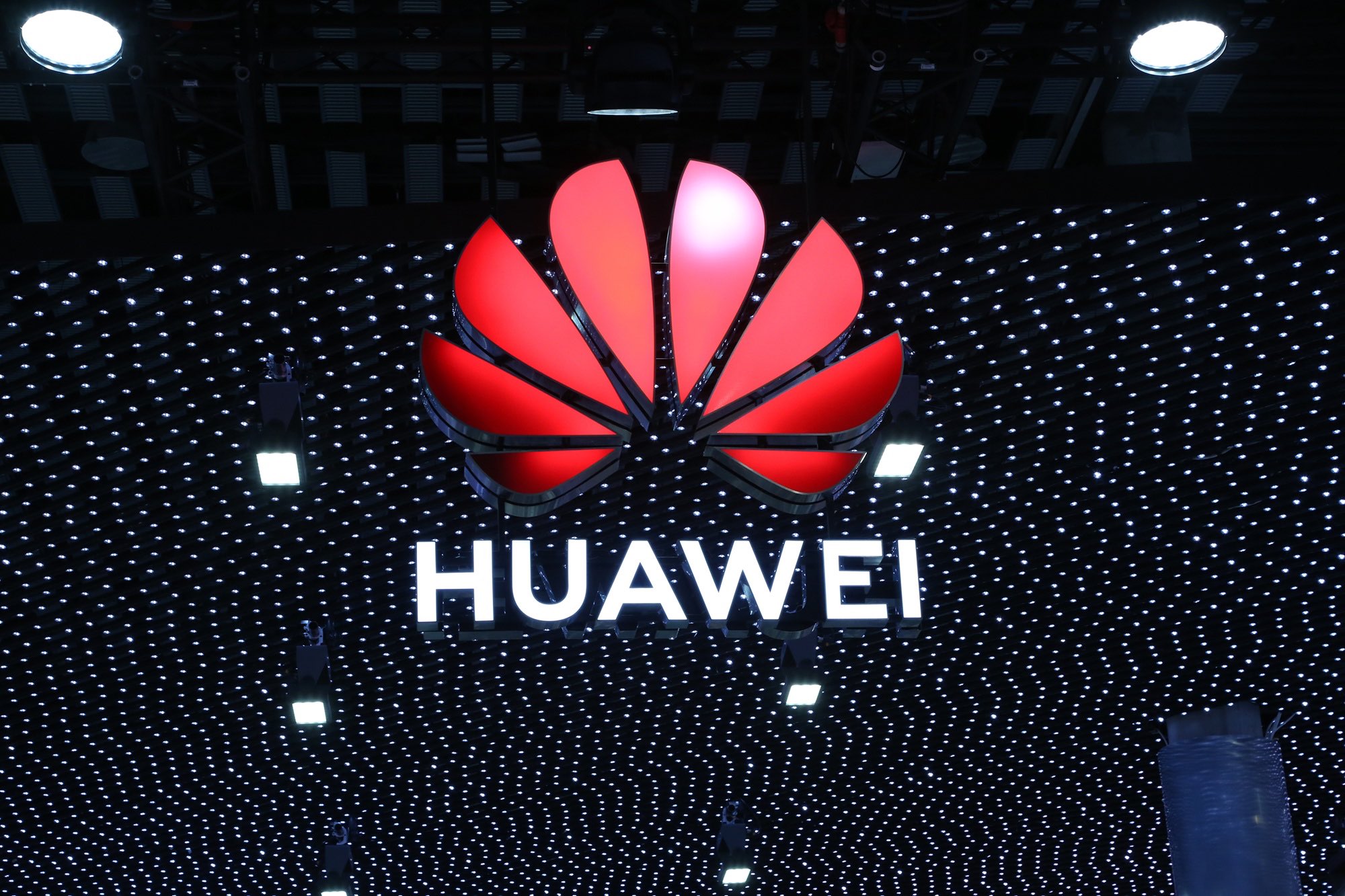Huawei started to use Chinese programming language software programming ...