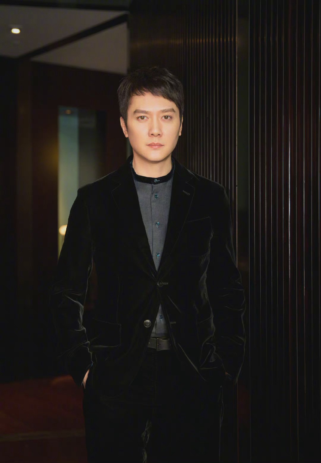 Feng Shaofeng is rare to search! Skinny is too desperate, the flower ...