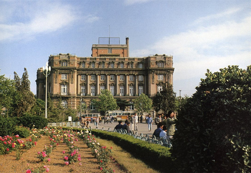 The old photos of Dalian in 1985, what did the “famous seaside city ...