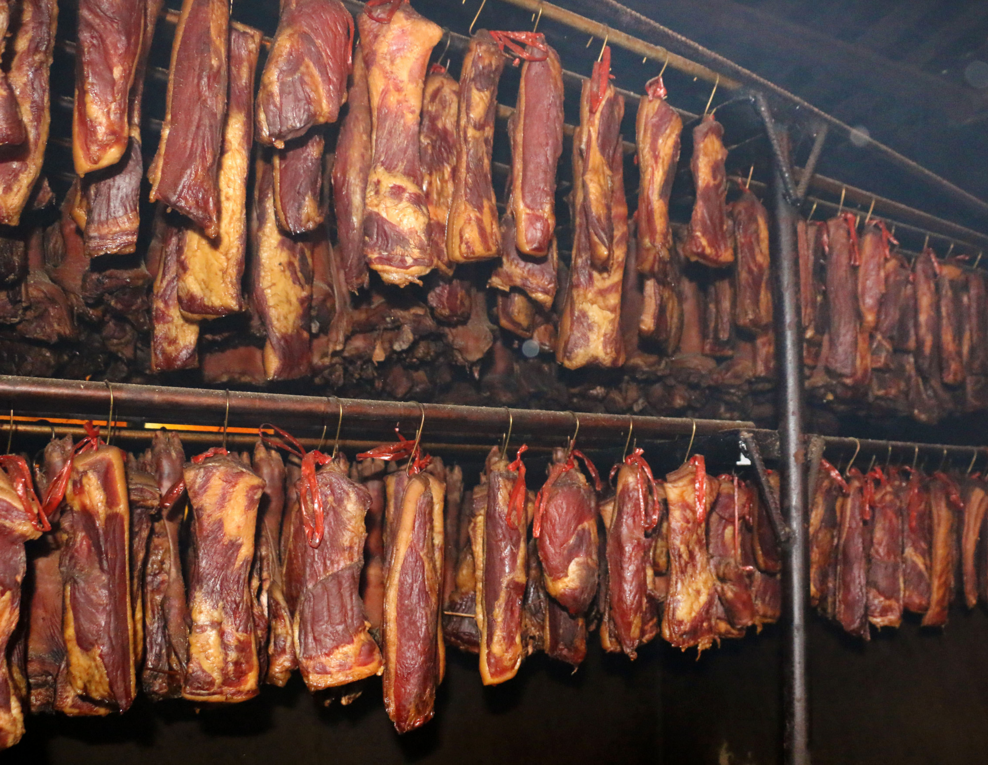 Food color Yunnan, bacon Jianghu, Xuanwei ham and cured pork ribs ...