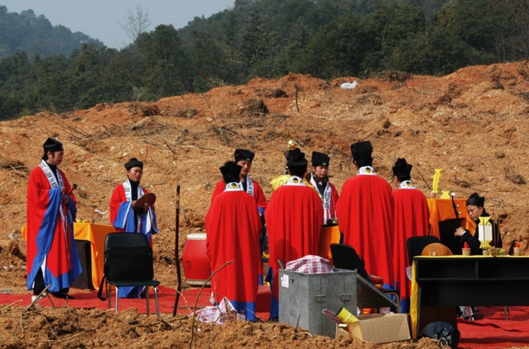 Jiang Ming's Reading History: The People-based Thought of Chinese ...