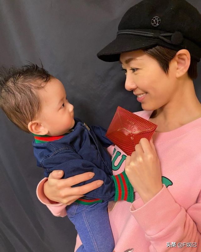 Chen Shancong's son showed a smile to Huang Zhiwen, Yao Ziling, Zhao ...