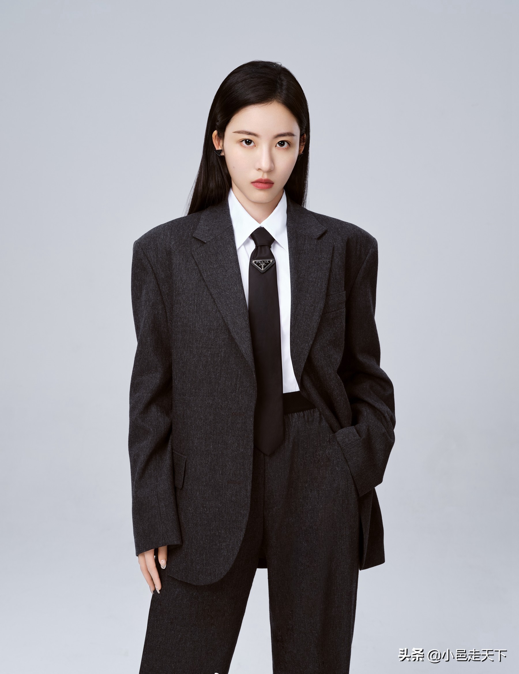 Sun Rui fashion domineering photo - iNEWS