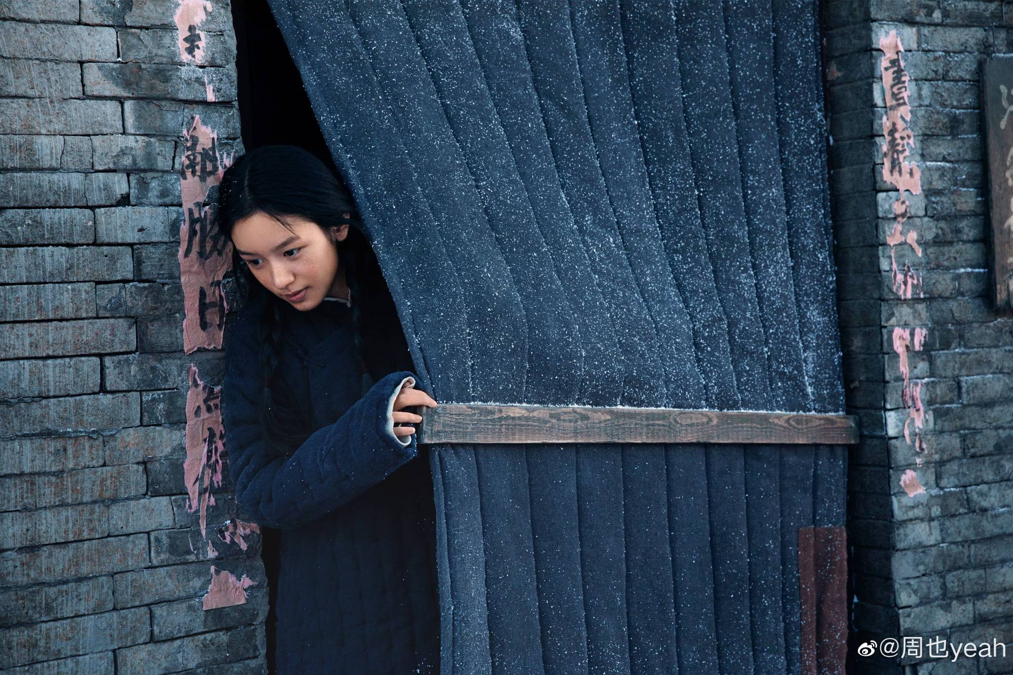 Zhou also has realistic frostbite makeup, the beauty is even so good ...