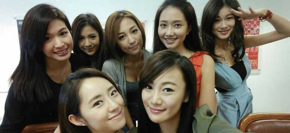 Go another one!The 32-year-old TVB beauty anchor announced to leave the nest, married into a ...