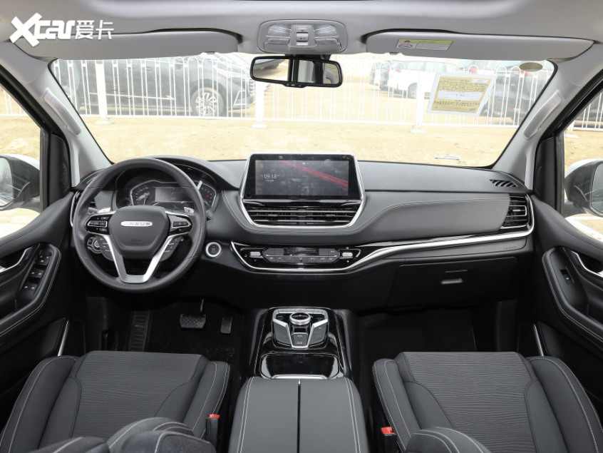 SAIC Maxus G20 PLUS adds 2 new cars from 199,300 - iNEWS