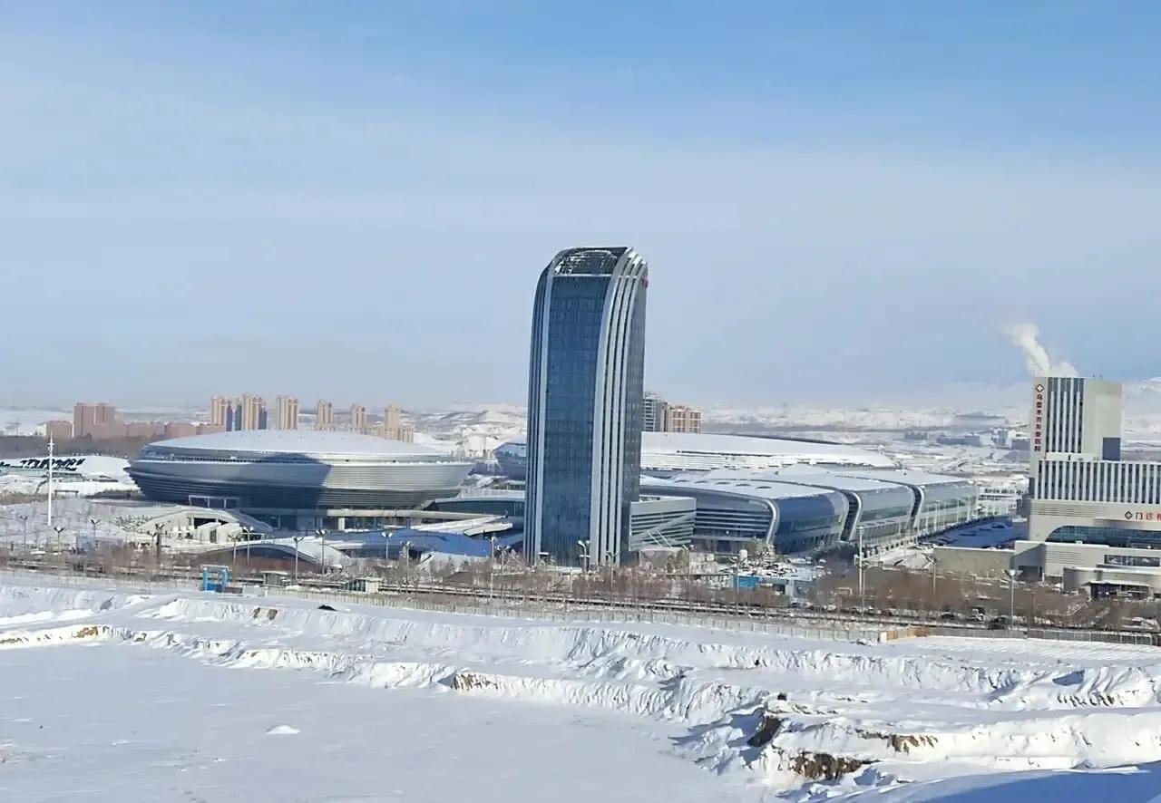 The Urumqi Cultural Center is on fire, and the new landmarks are ...