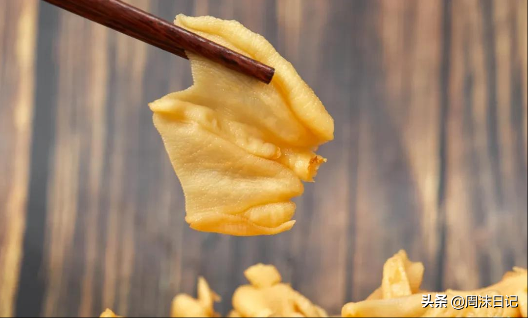 The mustard duck feet that are delicious to tears, the delicacy hits ...