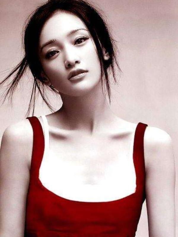 Zhou Xun, the queen of the three gold films, was chosen as a nude model ...