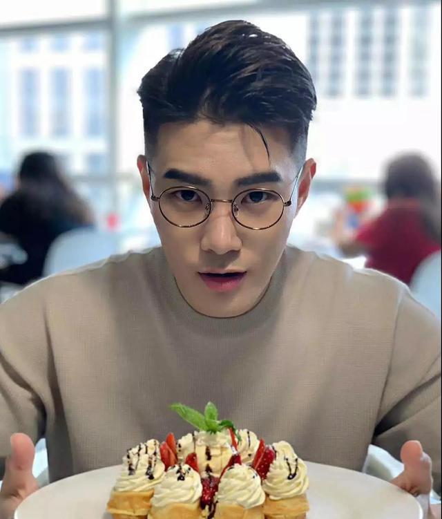 Post-95 boys don't cut the "pot head", keep these trendy hairstyles ...