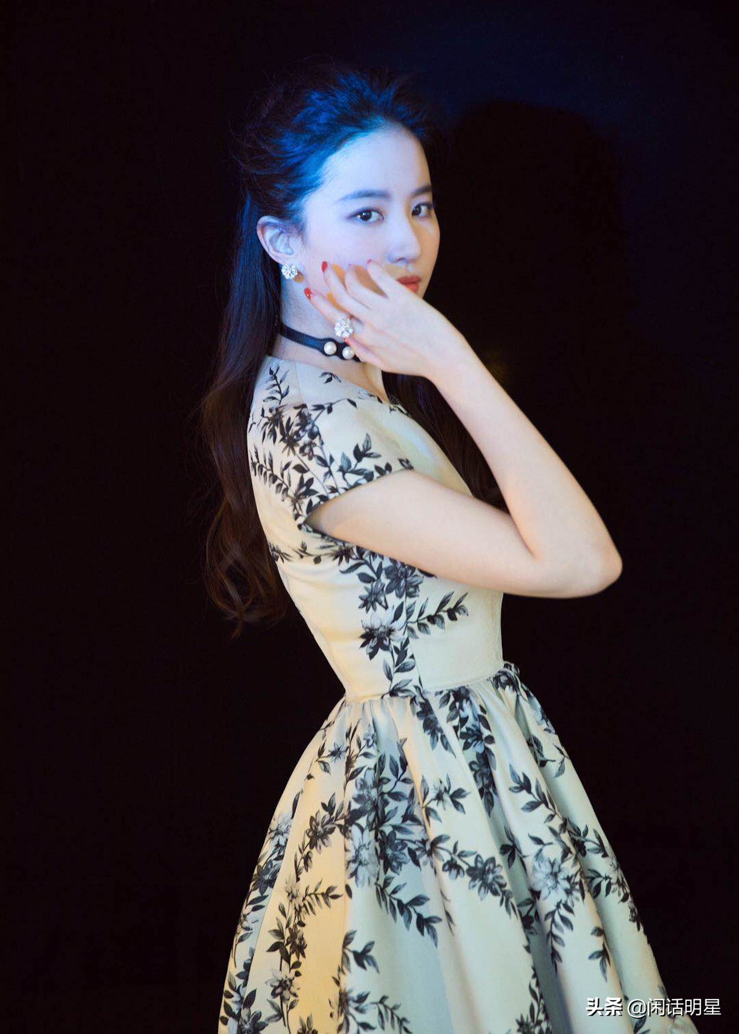 Wu Yifan, Li Jiaheng, Zheng Shuang, Zheng Yihan, Andy Lau and Liu ...