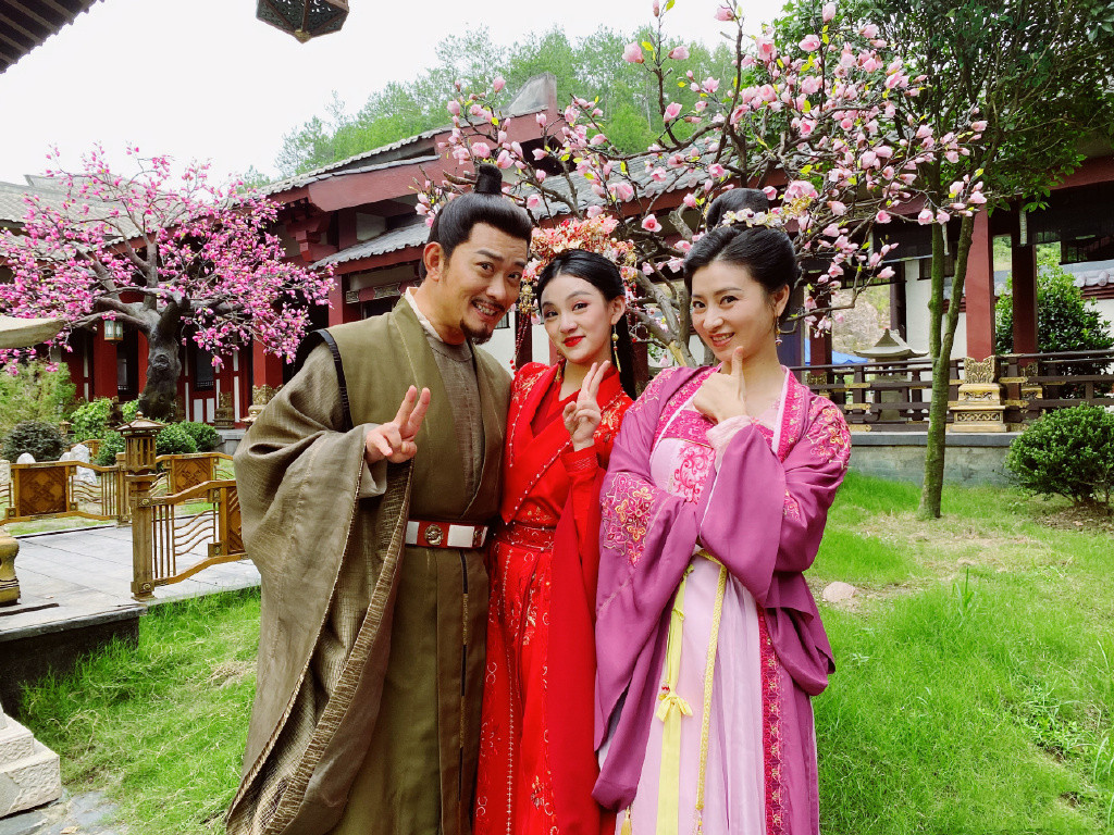 Lan Xi: Huang Meixi was born, and the corner of Shen Meizhuang became ...