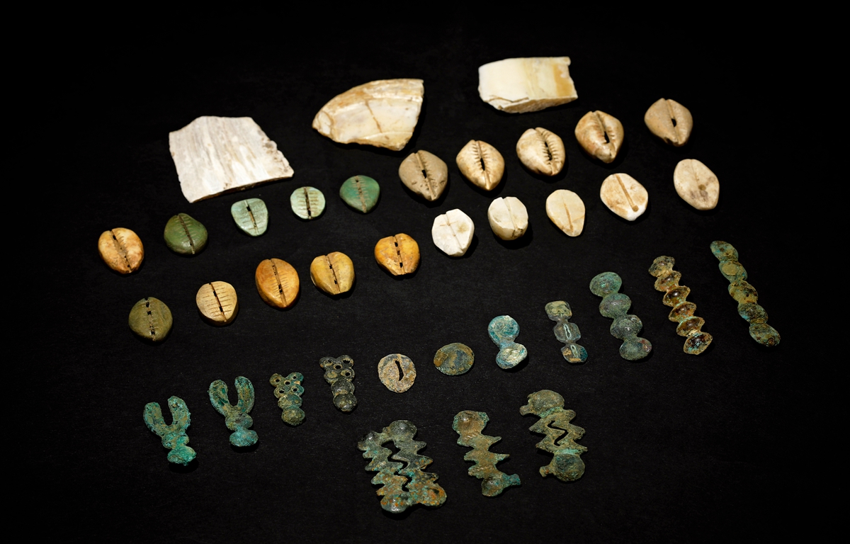 In the pre-Qin period, shells were used as currency. Why didn't the ...
