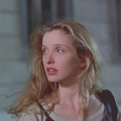 Super all-rounder: Julie Delpe - iNEWS