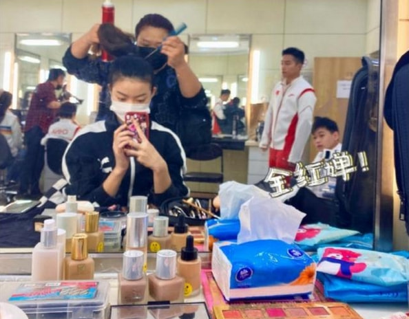 Super cute!All Red Chan's Winter Olympics wakes up early to make-up ...