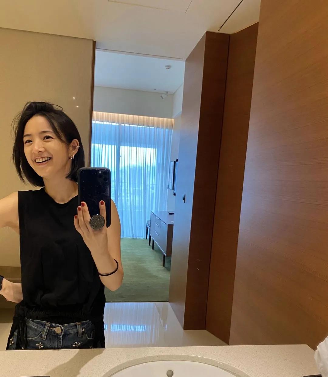 Little Gossip, Di Lieba, Guan Xiaotong, Big S Wang Xiaofei, Jing Boran, Lin Yichen - iNEWS